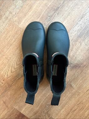 Hunter | Shoes | Hunter Original Chelsea Boots Size Us 6 Black Slipon ...